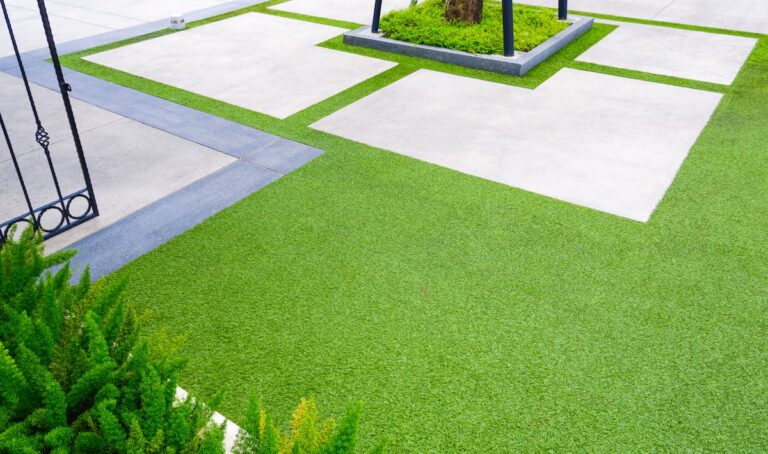 The Ultimate Guide to Artificial Turf Seaming - ReTurf